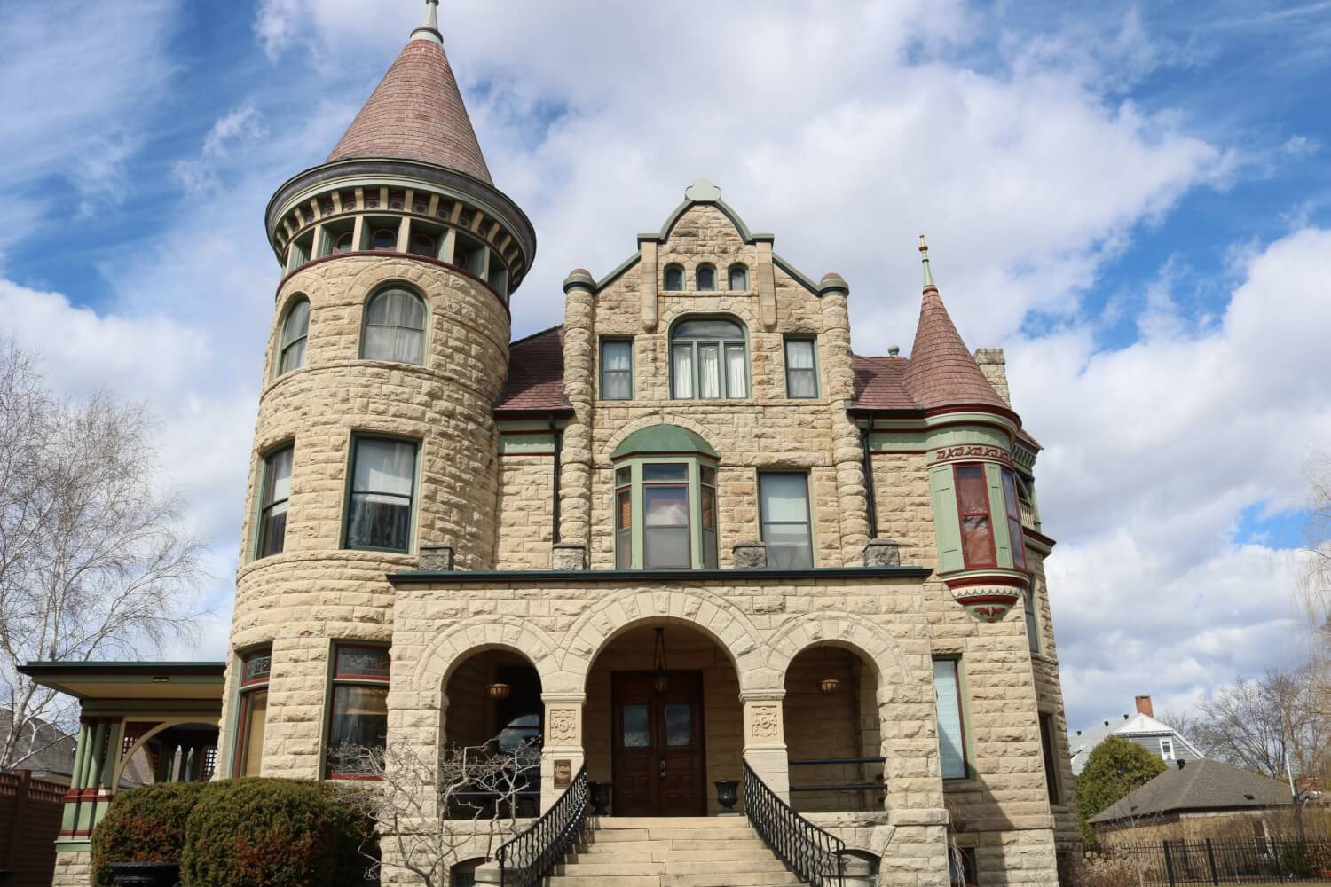 Castle La Crosse | ExploreLaCrosse